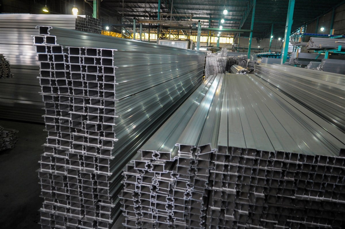 Century Aluminum: A Premier Stock for the Industrial Resurgence