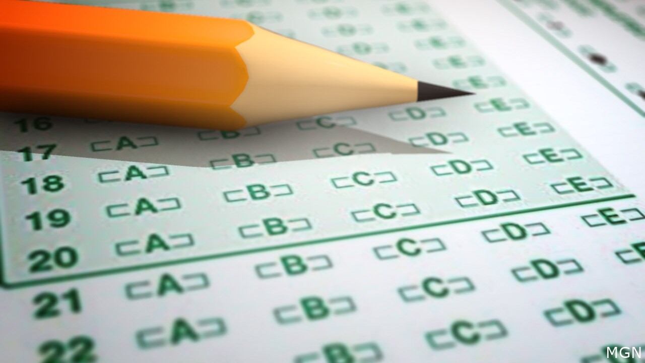 Illinois State Board of Education adopts new proficiency benchmarks for ...