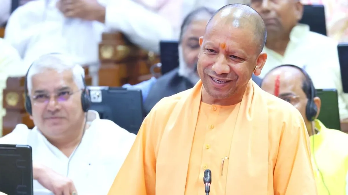 Yogi Adityanath orders fast-track Action on land disputes at Janata Darshan