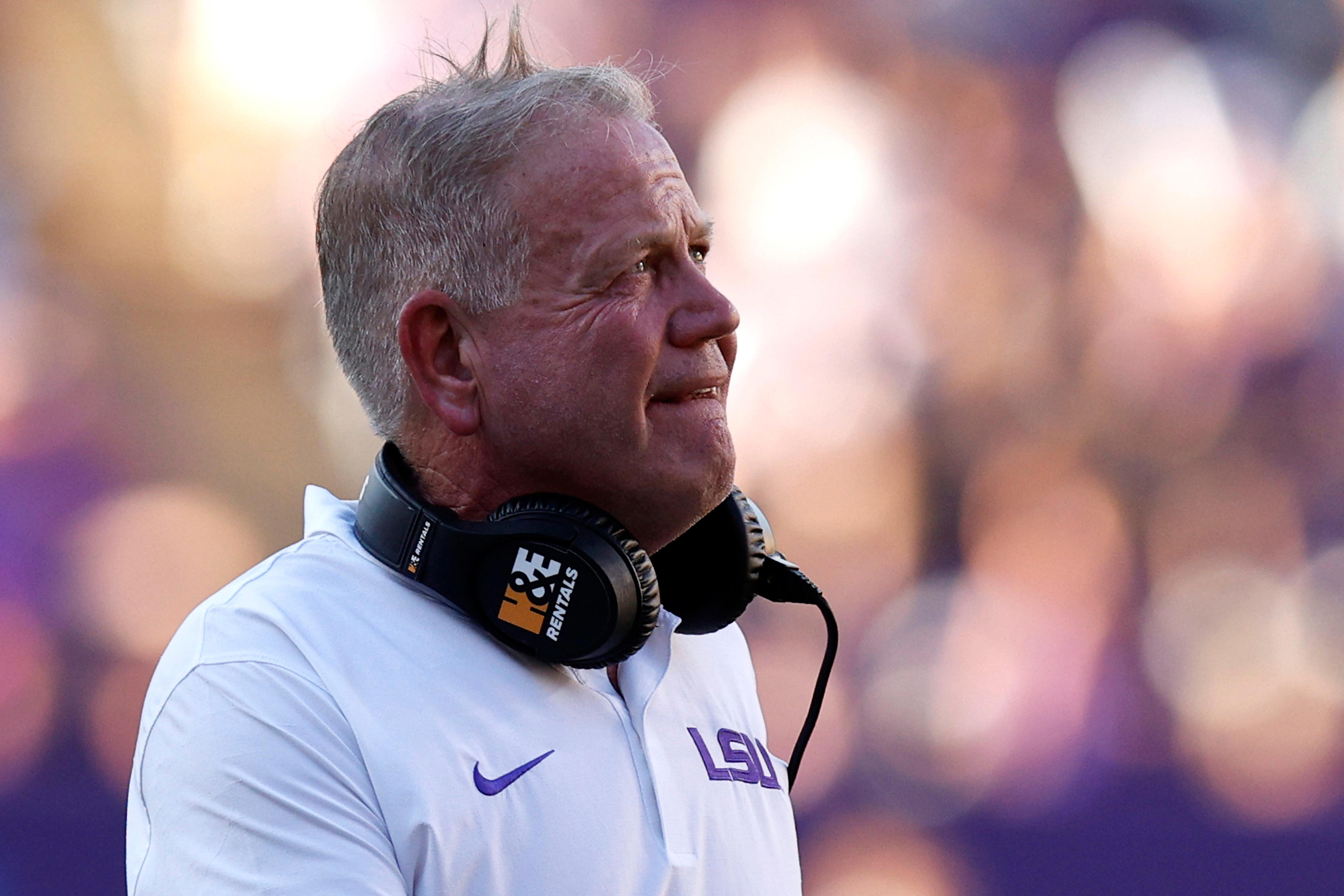 LSU football vs. Clemson betting line moves toward LSU after injury scare