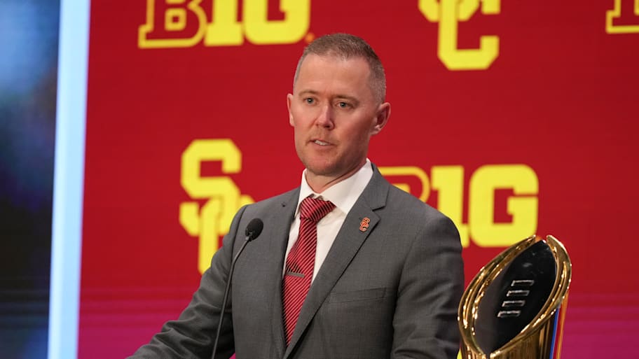 College Football Analyst Calls AP Poll Ranking 'Outrageous' for USC Trojans