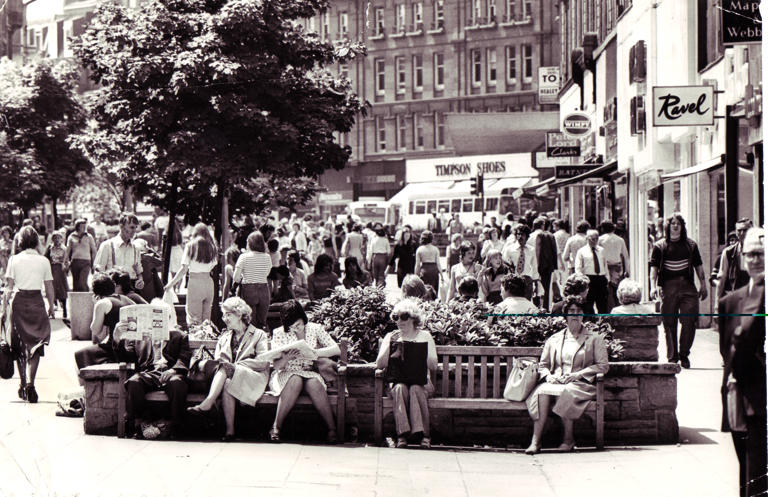 Yorkshire retro: 27 of the best photos taking you back to 1976, when ...