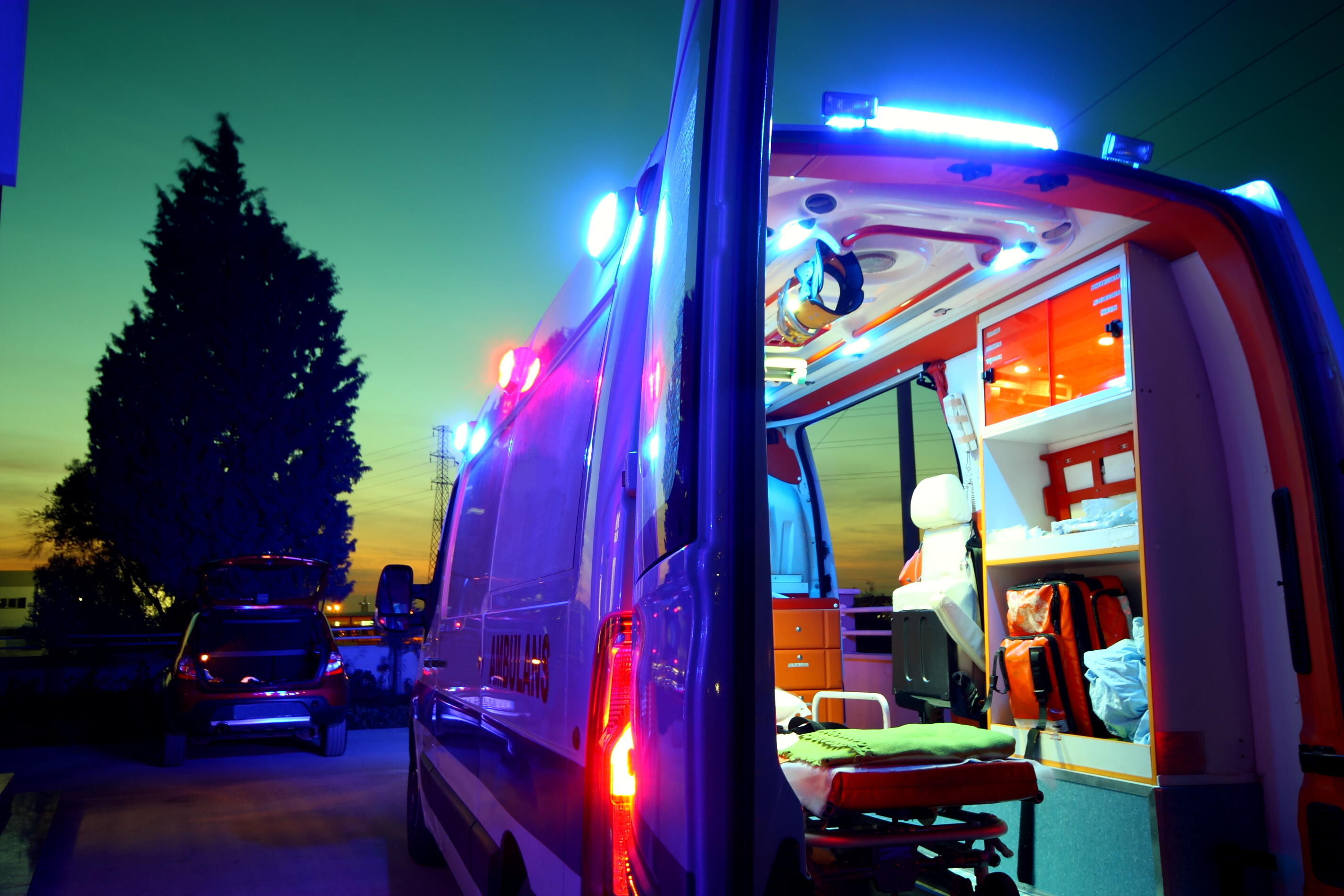 Six Killed After Truck Crashes Into Van Carrying Members Of Amish Community
