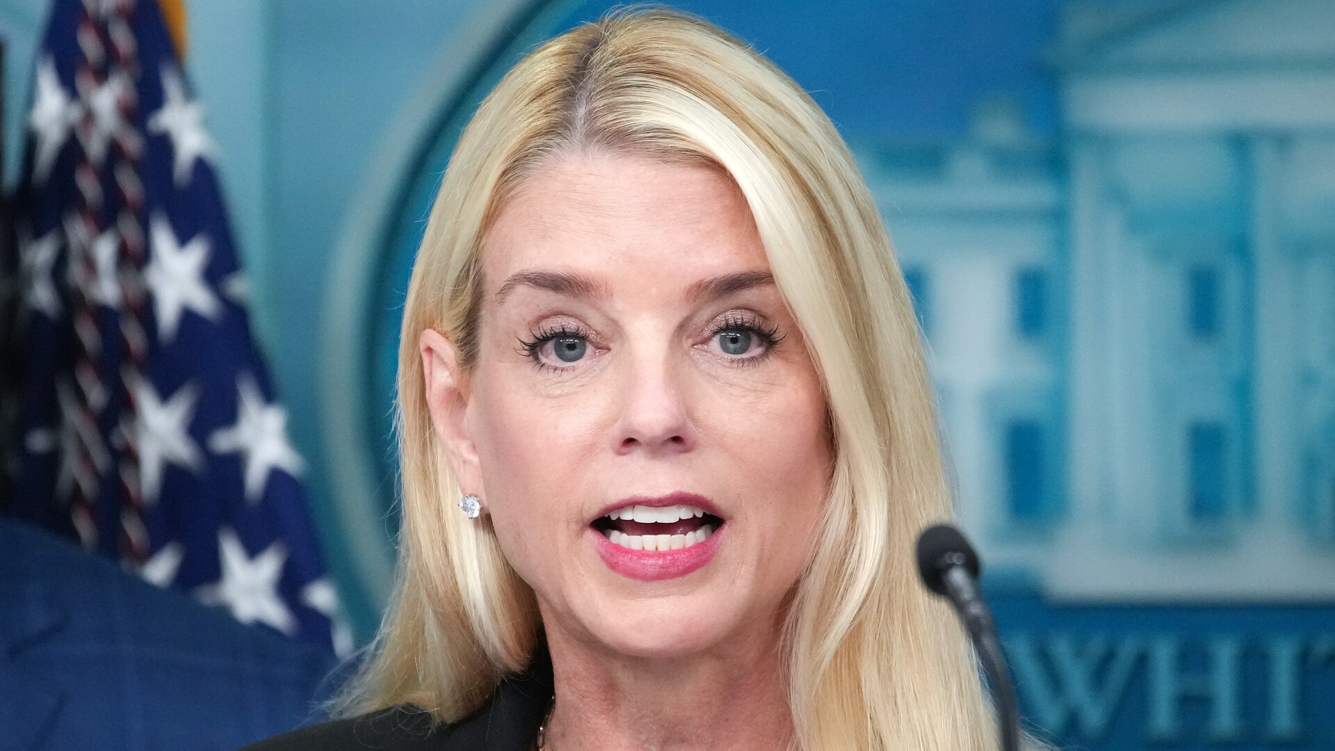 America to ‘pay the price’ for Russiagate ‘hoax’ for a long time