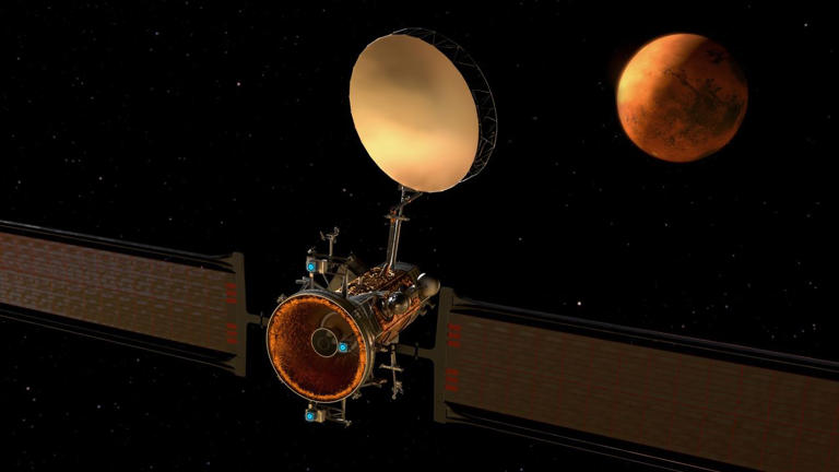 Blue Origin pitches new 'Mars Telecommunications Orbiter' for Red ...