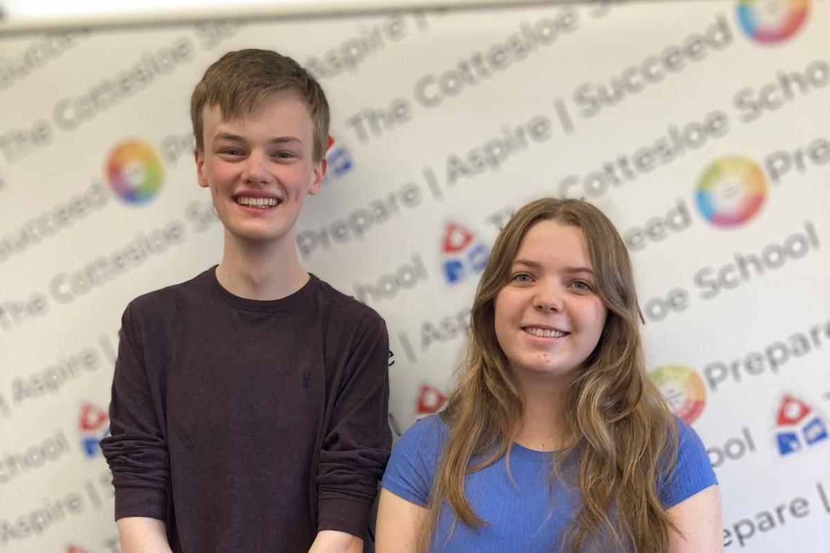 The Cottesloe School celebrates A-Level success: students achieve ...