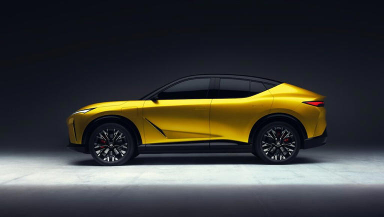 Acura RSX Prototype Debuts as Brand’s First In-House Electric SUV
