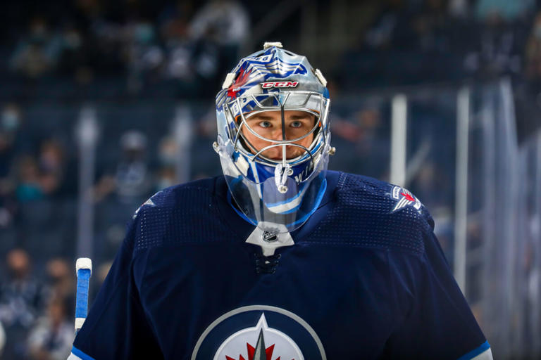 Eric Comrie Is the Quiet Backbone of the Jets’ Goaltending Duo