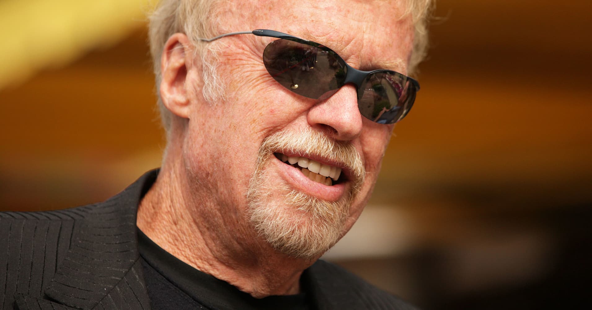 Nike co-founder Phil Knight to donate $2 billion to OHSU's Knight ...