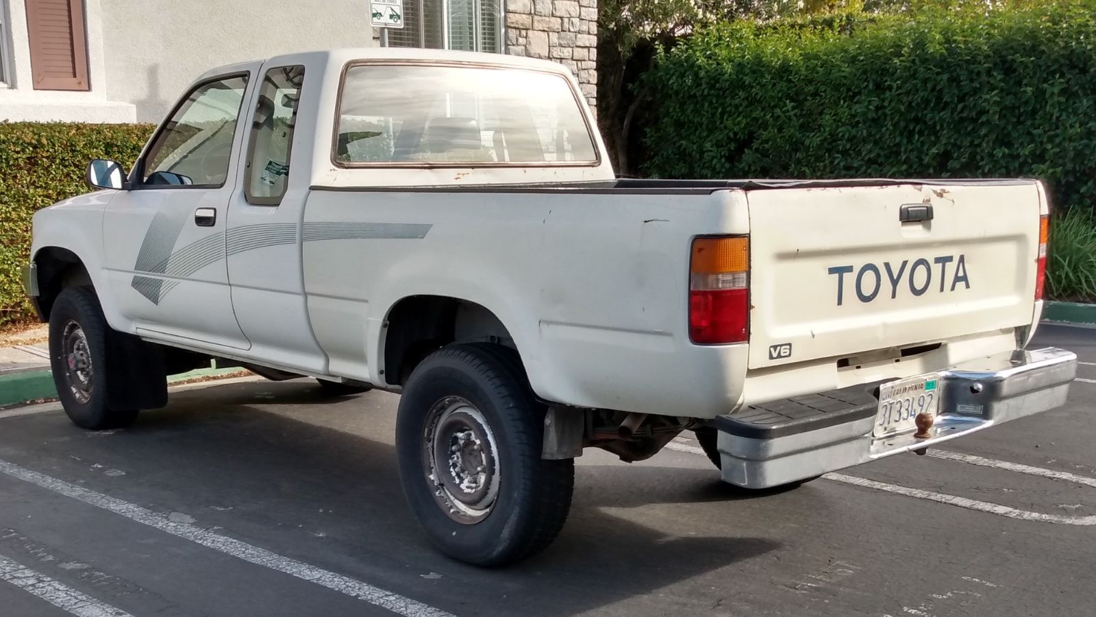 10 Trucks with Engines Built to Outlast Their Owners