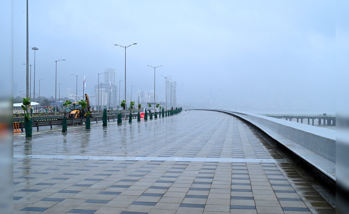 Mumbai Gets 5-km Sea-Facing Promenade, Coastal Road To Stay Open 24X7
