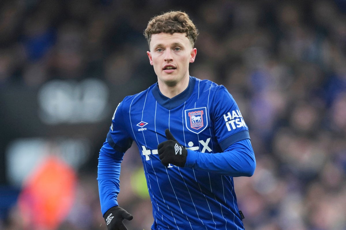 Wrexham rompe su récord de fichajes al contratar a Nathan Broadhead por ...