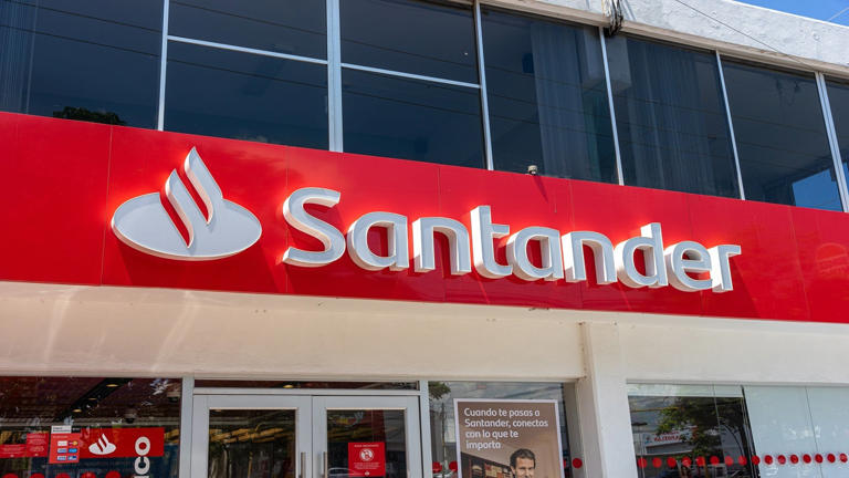 Santander advances AI-driven banking through OpenAI partnership
