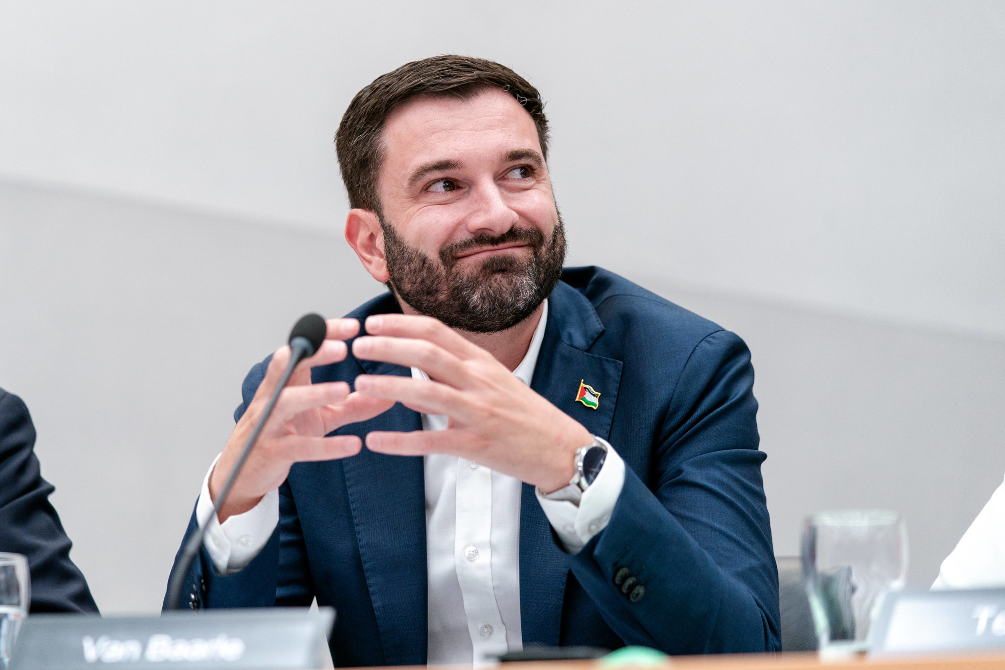 Stephan van Baarle stopt als lijsttrekker van DENK, collega's eisen ...