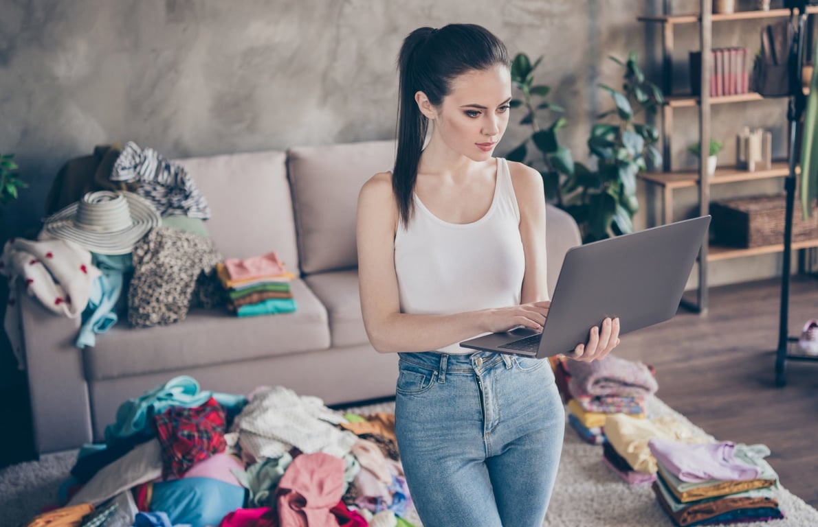 7 Tips for Selling Your Old Clothes on Consignment