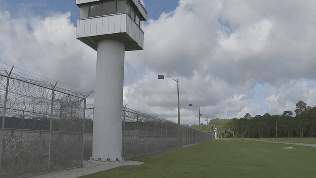 Florida's 'Deportation Depot': From empty prison to immigration ...