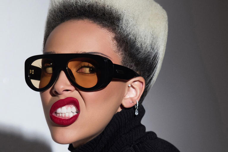 Doja Cat Reveals Rose-Filled ‘Vie' Cover Art & Takes a Drive Through ...