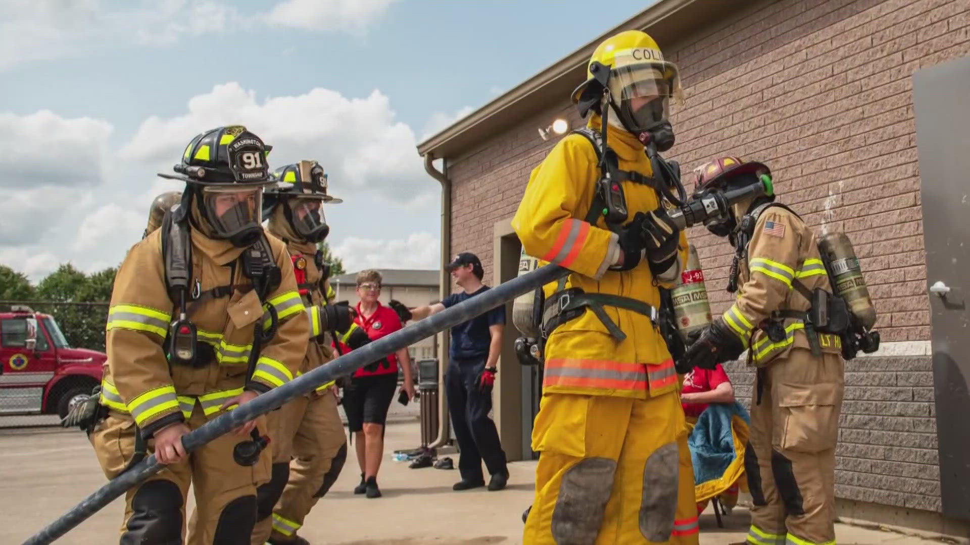 Citizens Fire Academy offers residents a glimpse into firefighter life