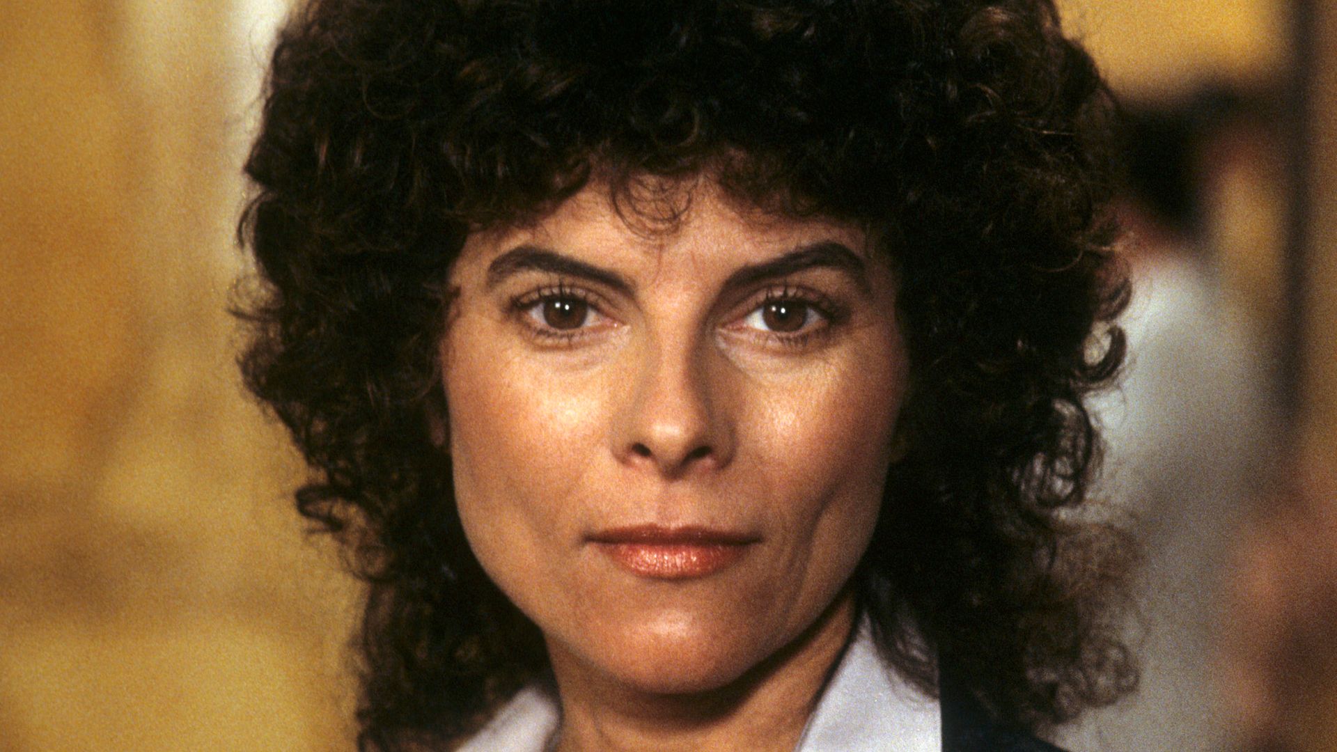 80s' bombshell dubbed 'the scream queen' by fans in latest rare appearance