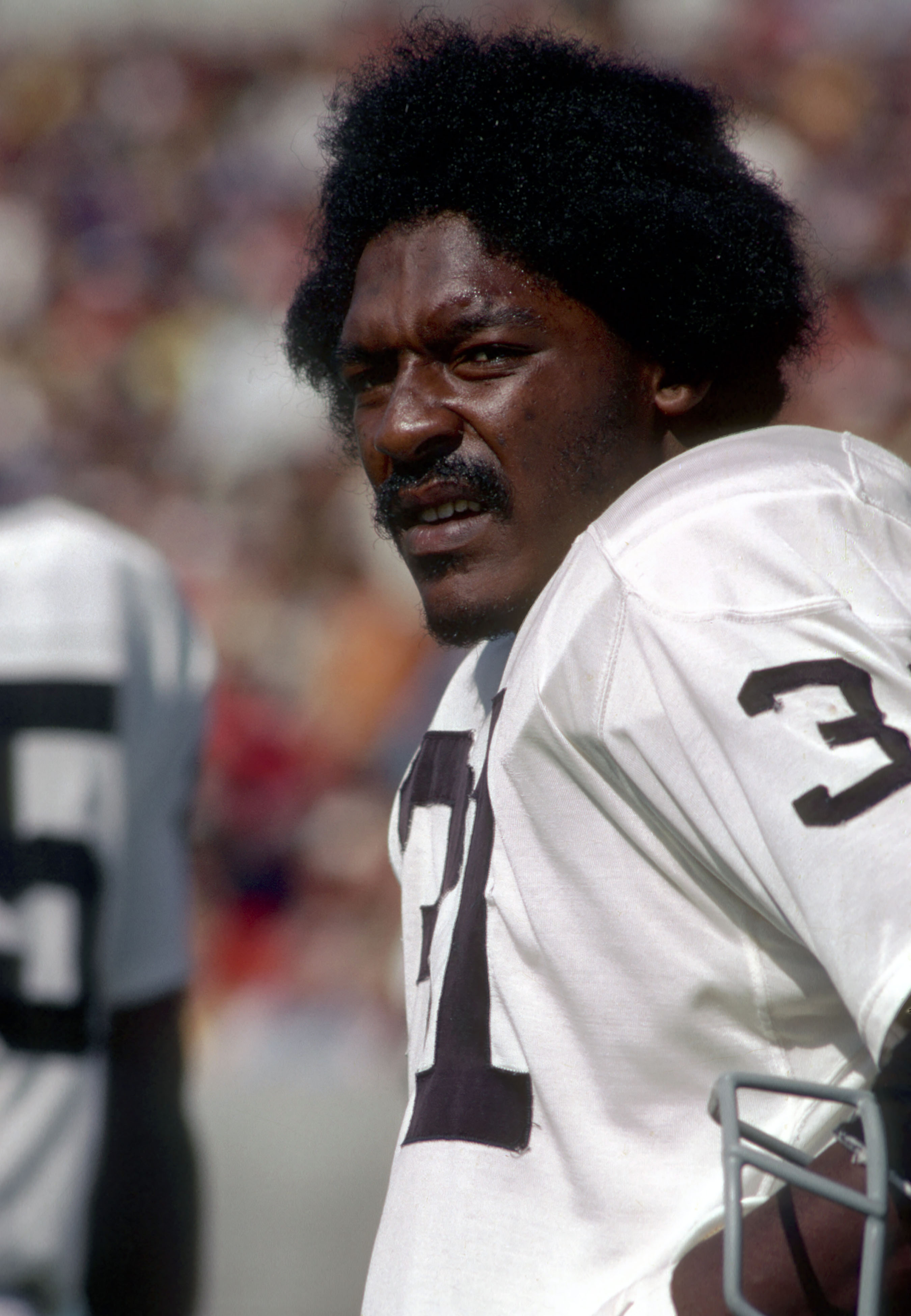 Top 10 Scariest NFL Players Of All-Time