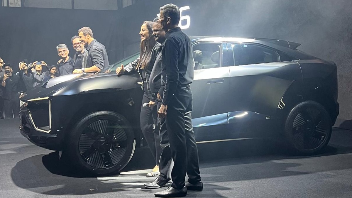 John Abraham Unveils Limited-Run Mahindra BE6 Batman Edition: Check Out ...