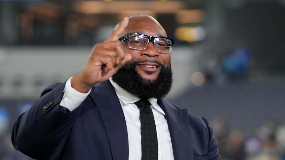 Former Cowboys star's son is No. 1 basketball recruit in Class of 2027