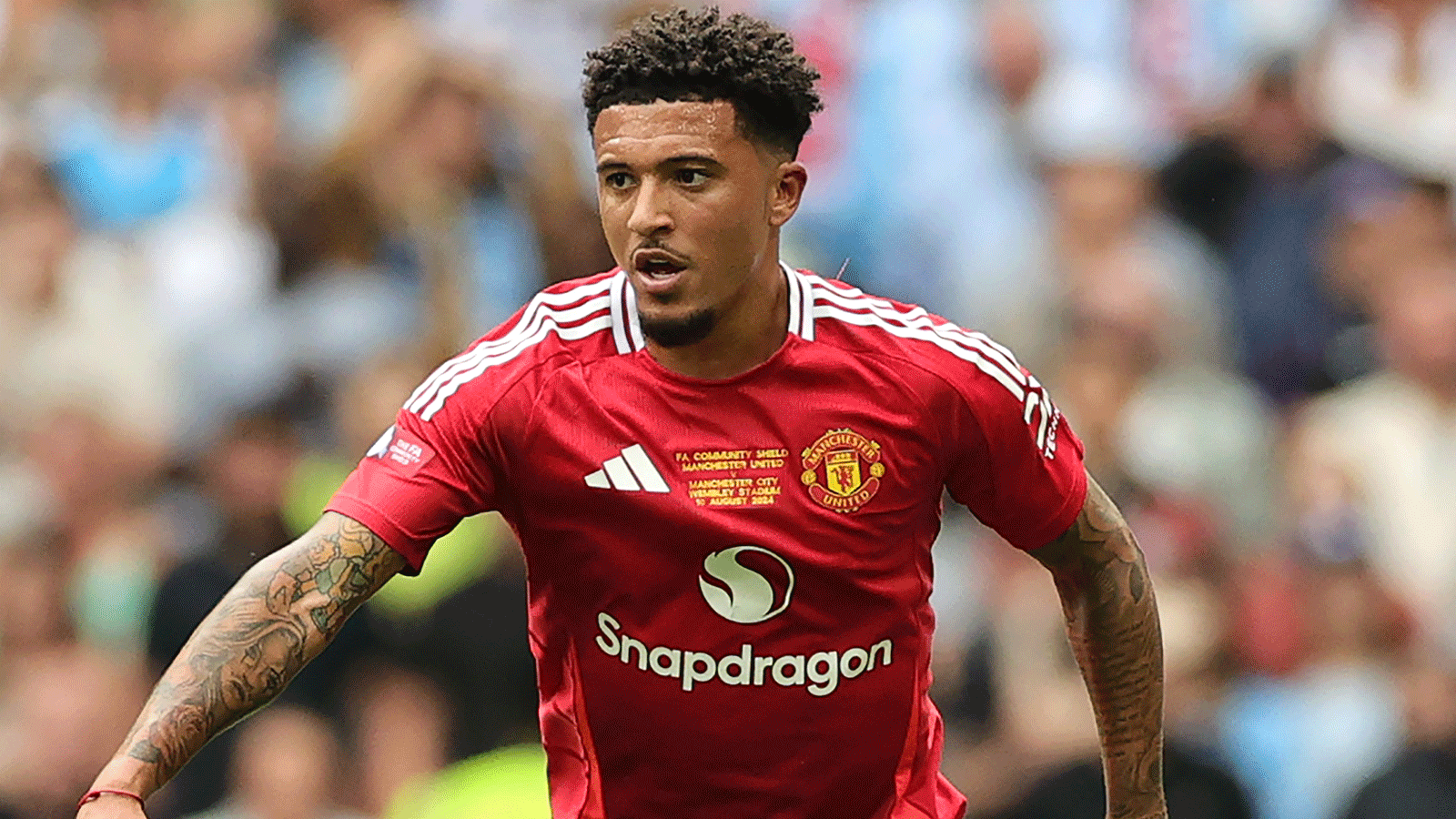 Jadon Sancho shares surprising snap with fellow members of Man Utd's ...