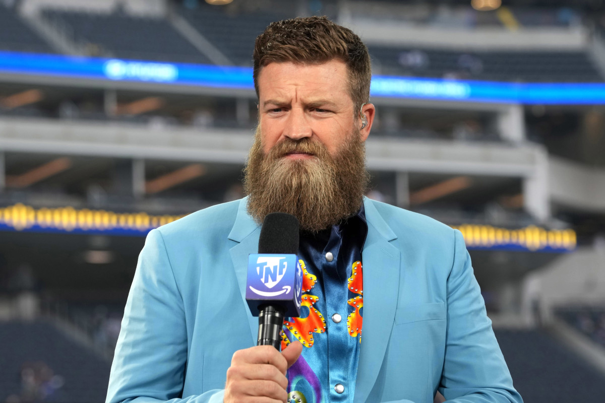 Ryan Fitzpatrick's Change in Physical Appearance Draws Attention