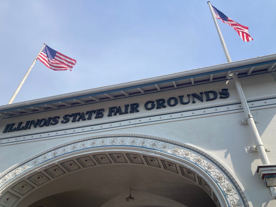 Demolition begins on building at Illinois State Fairgrounds