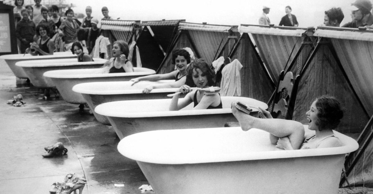 20 Photos of Beauty Contests From the Past