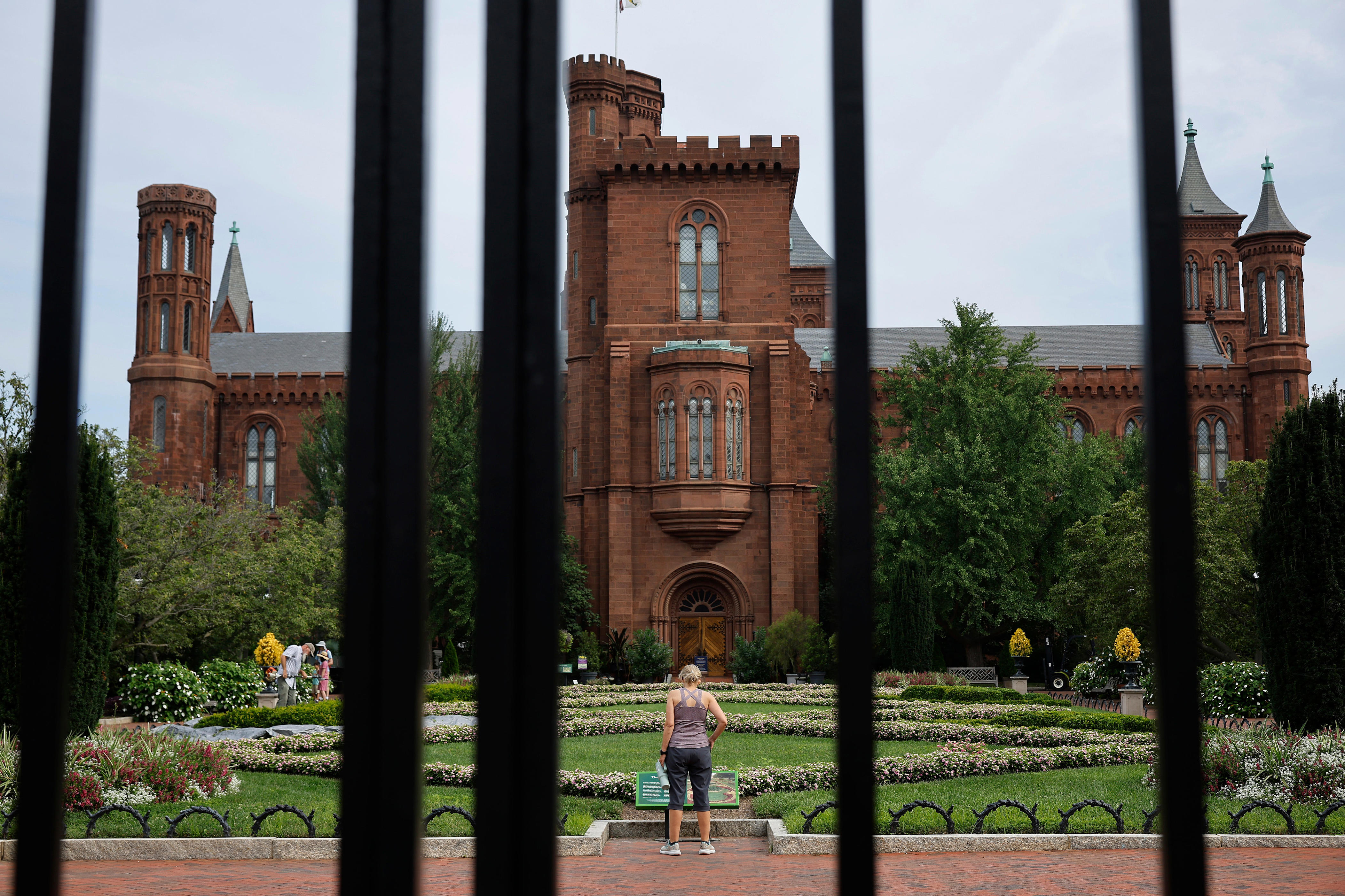 What is the Smithsonian Castle? DC landmark to reopen for America250