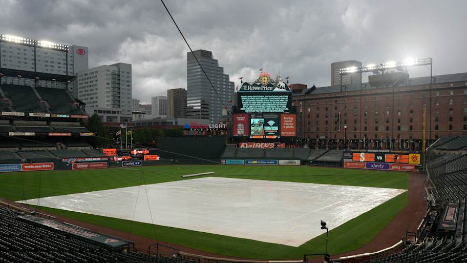 Mariners-Orioles restart time: Rain delay updates from Camden Yards