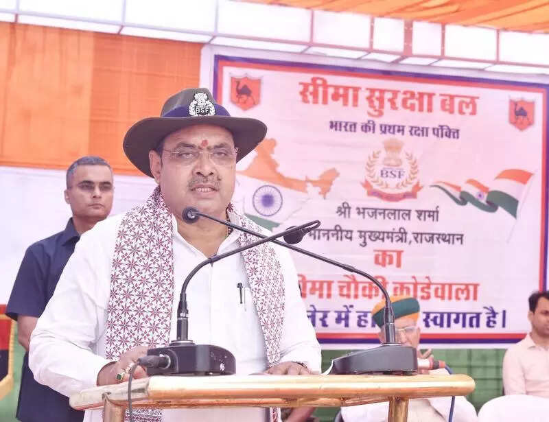 CM visits Bikaner border outpost, lauds BSF’s bravery