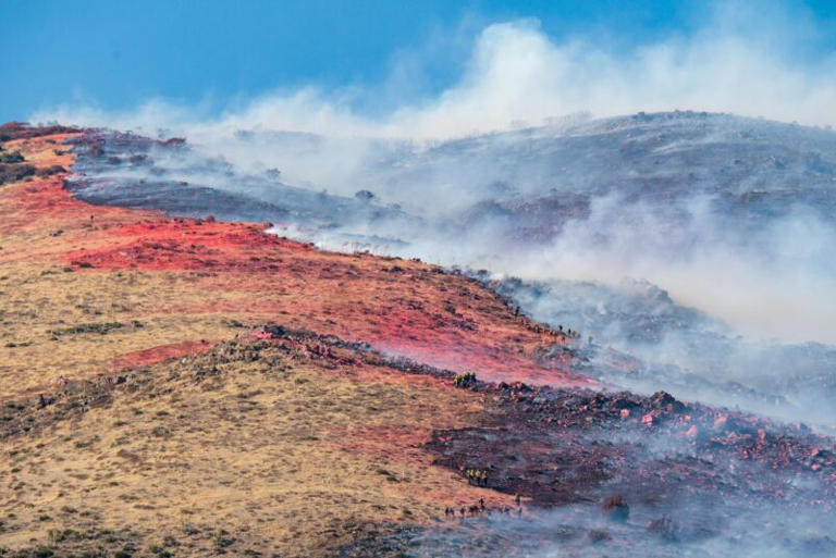 Hawk Fire burns 400 acres, evacuation orders, warnings issued