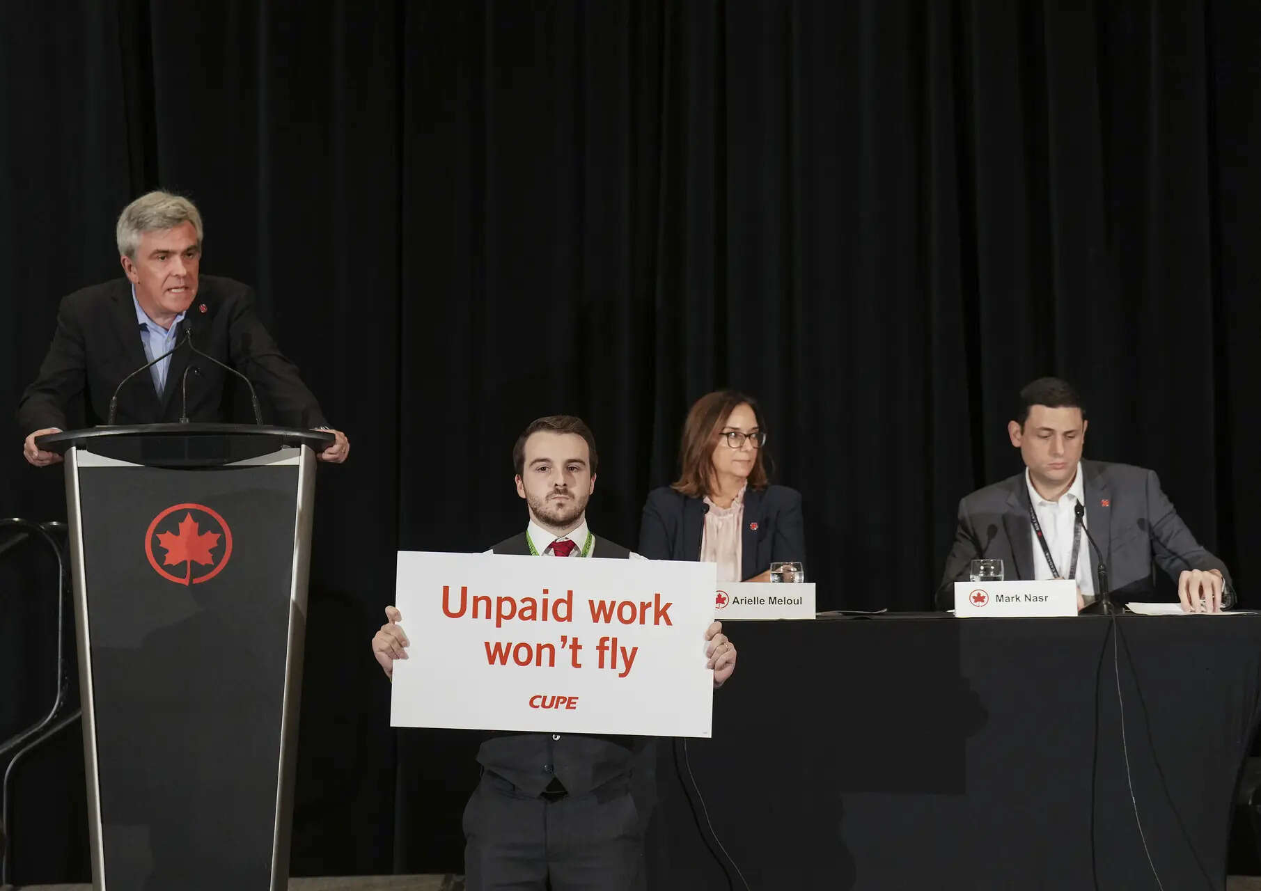 Air Canada slashes 500 flights in strike showdown, leaving 130,000 ...