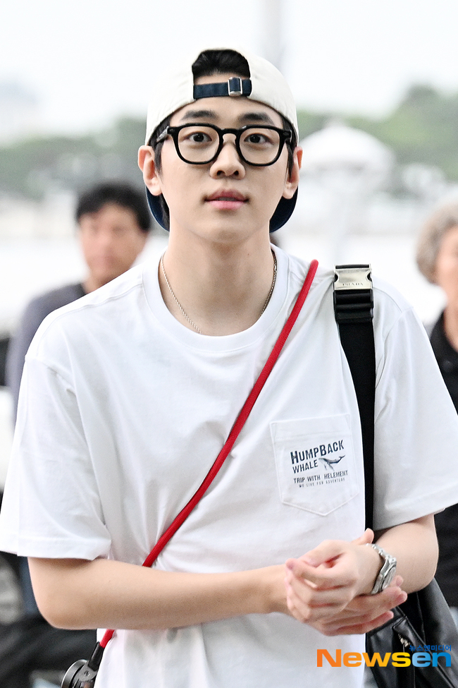 DKZ 재찬 ‘잘생김과 딱 마주침’[포토엔HD]