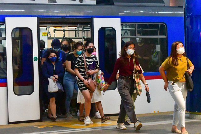 MRT-3 speed back to normal after 'signaling issue'