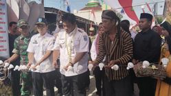 Shuttlecock Lawatan Bertahan di Tengah Gempuran Produk Modern, Jadi ...
