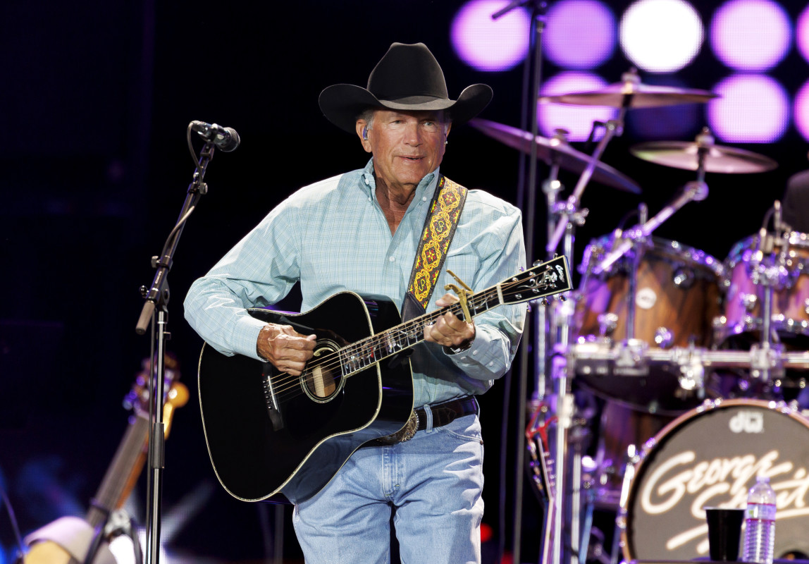 Messages Pouring in for George Strait After ‘Unforgettable’ Night