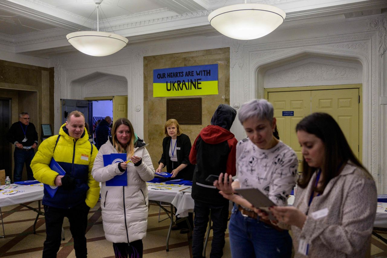 Ukrainians Who Fled War Are Losing Their Legal Status to Stay in the U.S.
