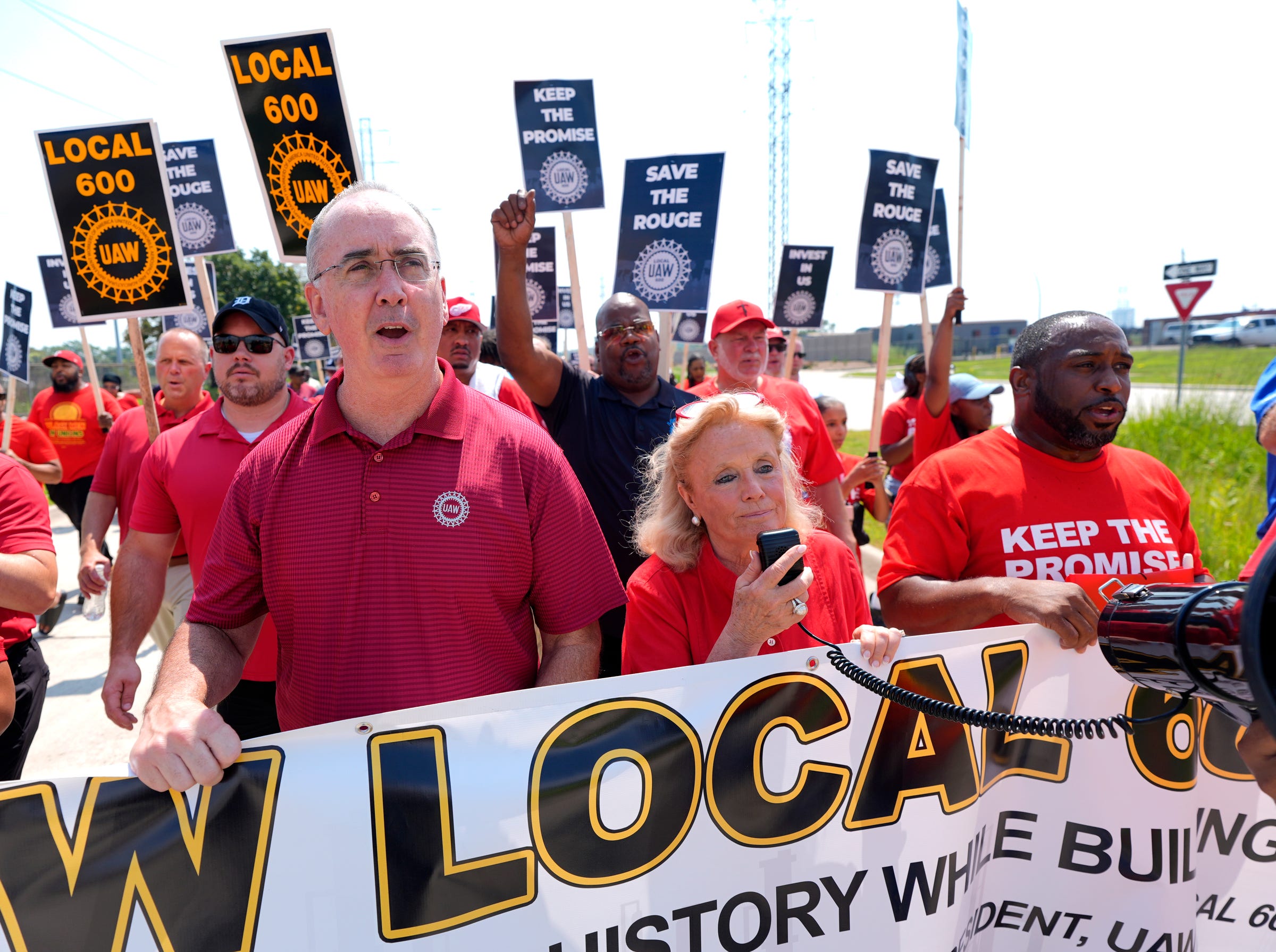 Watchdog releases report on UAW infighting: 'Toxic culture of division ...