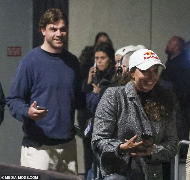 Olympic champion Jess Fox steps out with mystery man after relationship ...