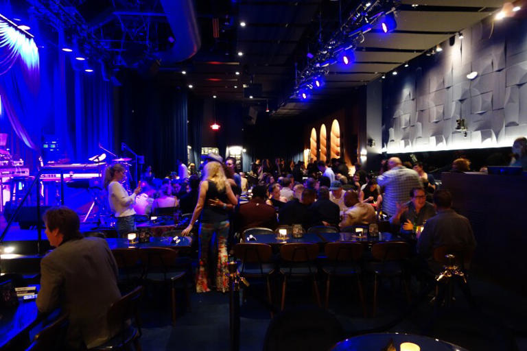 Legendary Blue Note club opens outpost in LA to jazz lovers