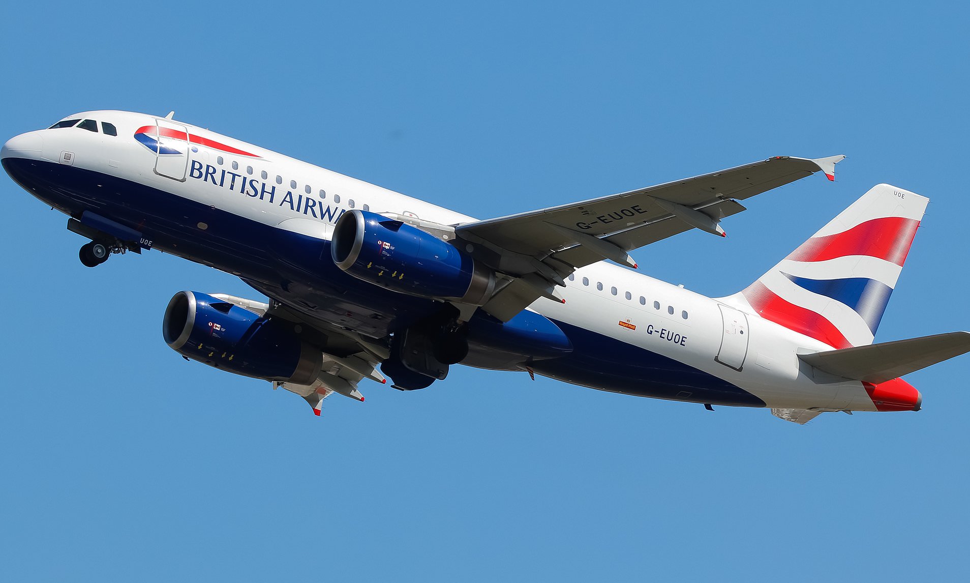 British Airways pilot 'is suspended after breaking anti-terror rules ...