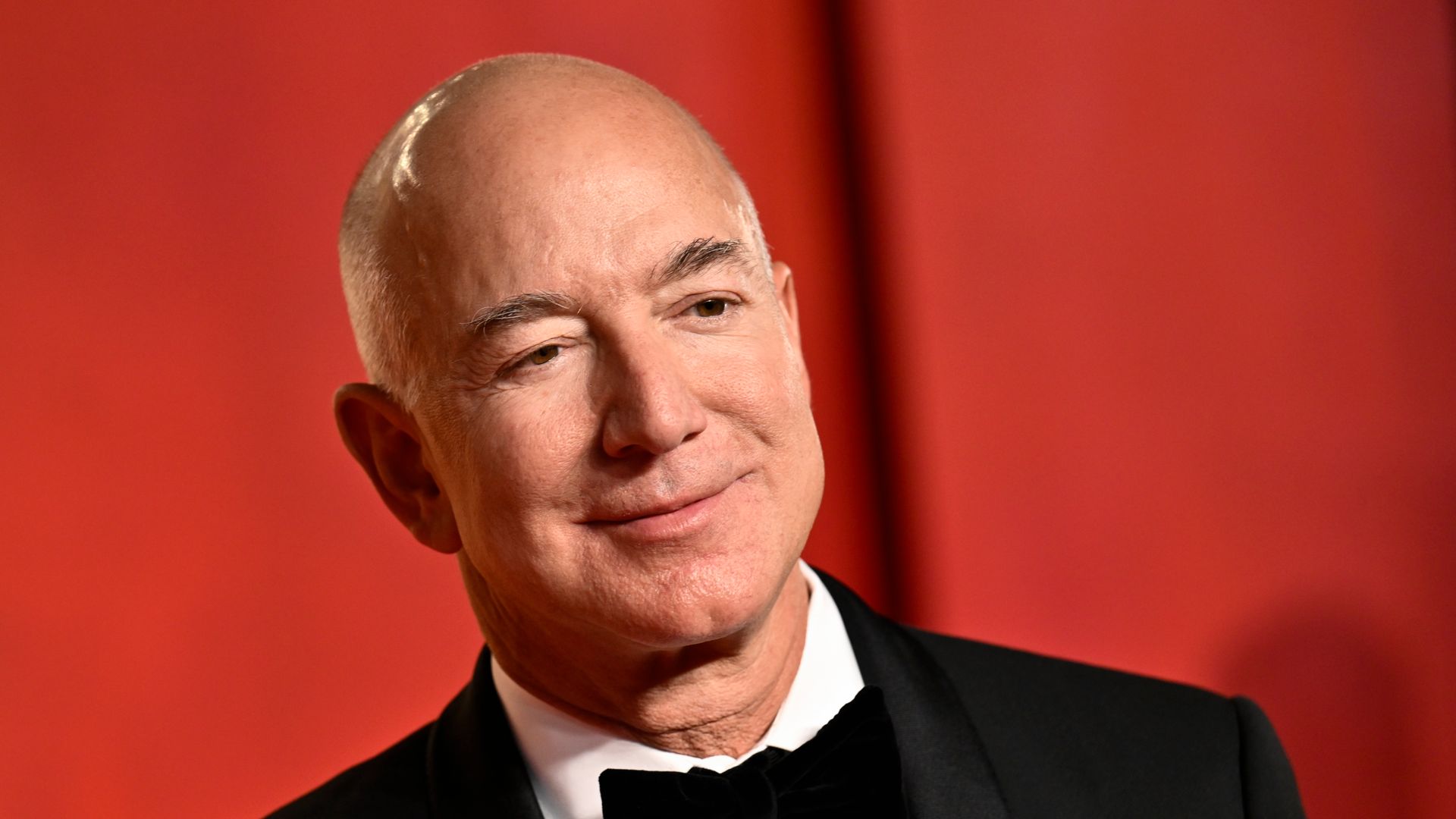 Jeff Bezos: Amazon-Gründer trauert um Mutter Jackie