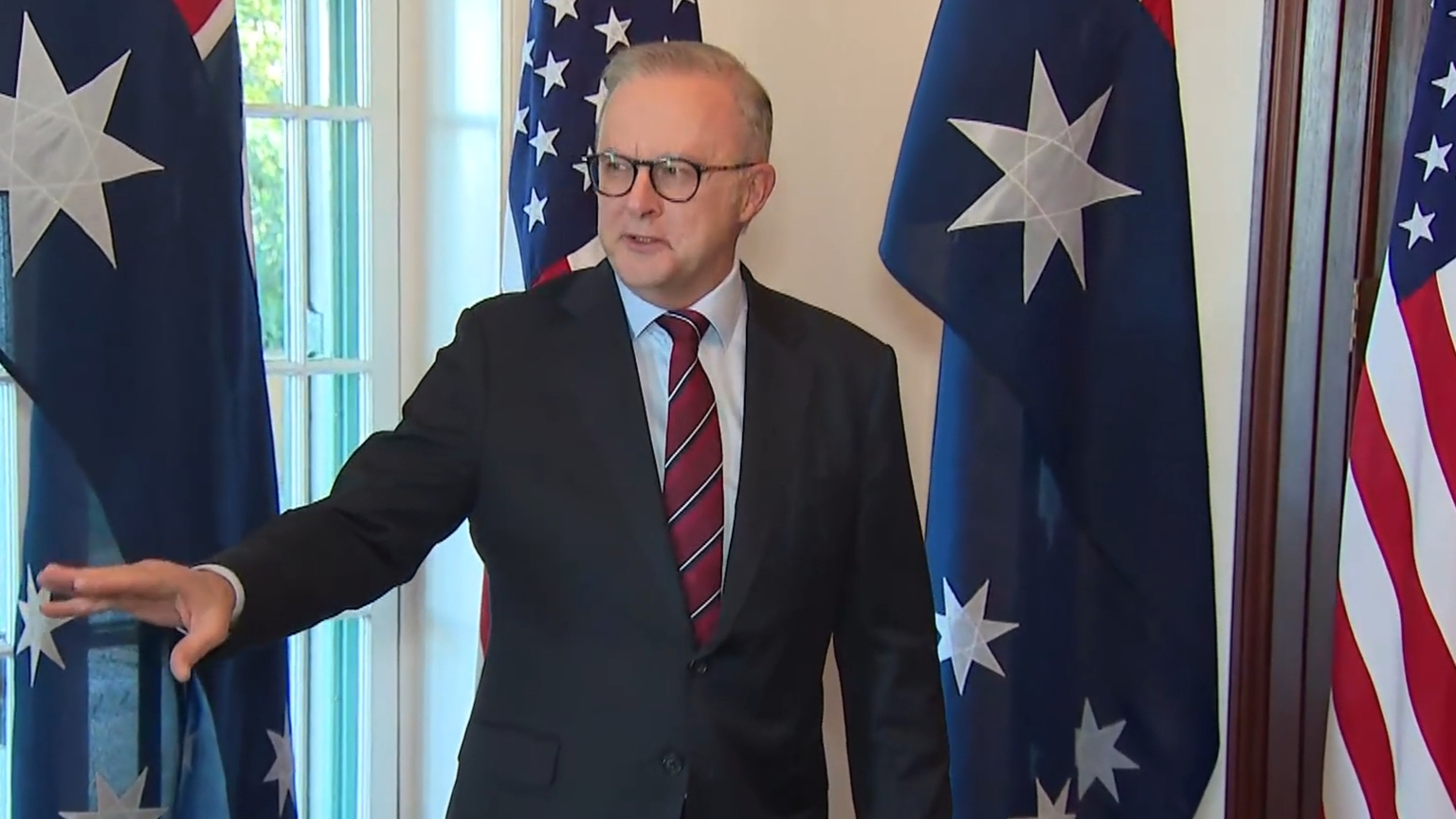 Australian officials pulled out of West Bank after Israel revokes visas