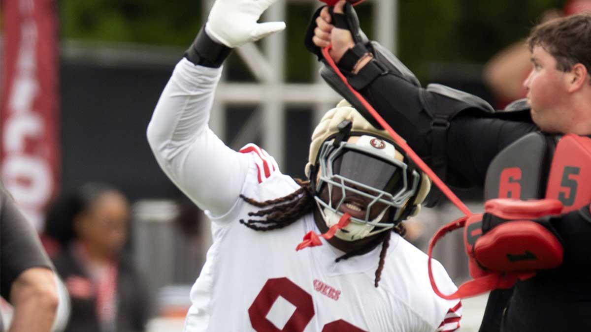 49ers’ rookie adds to SF’s health troubles after leaving practice with injury.