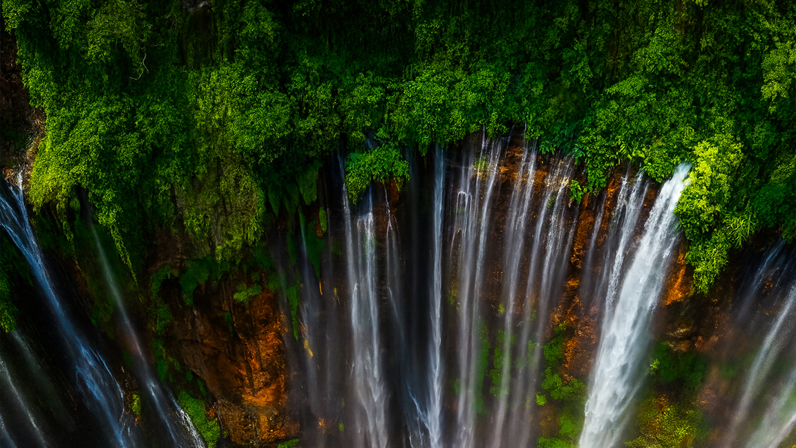 Just the World, As It Is – 4K Scenery Without Distraction