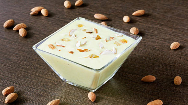 Ganesh Chaturthi 2025: 6 Traditional Maharashtrian Sweets To Relish ...
