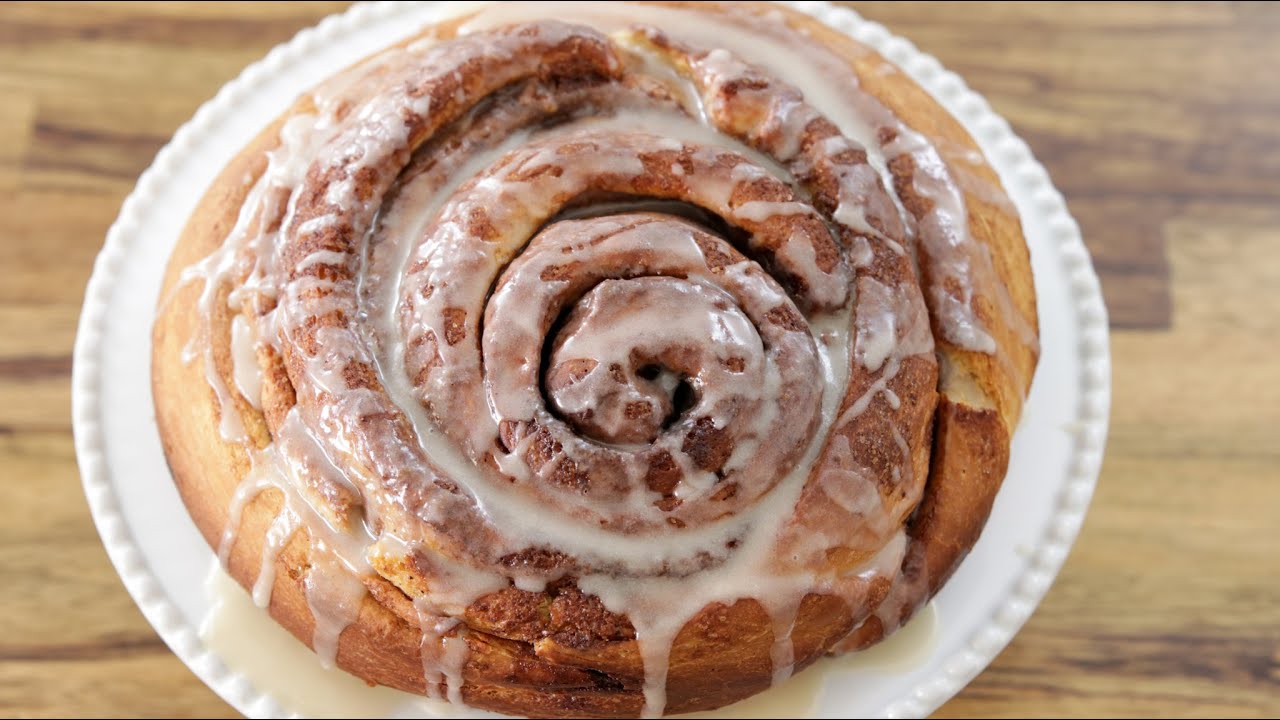 Cinnamon Roll Cake | Giant Cinnamon Roll Recipe